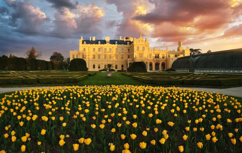 Státní zámek Lednice | Jižní Morava